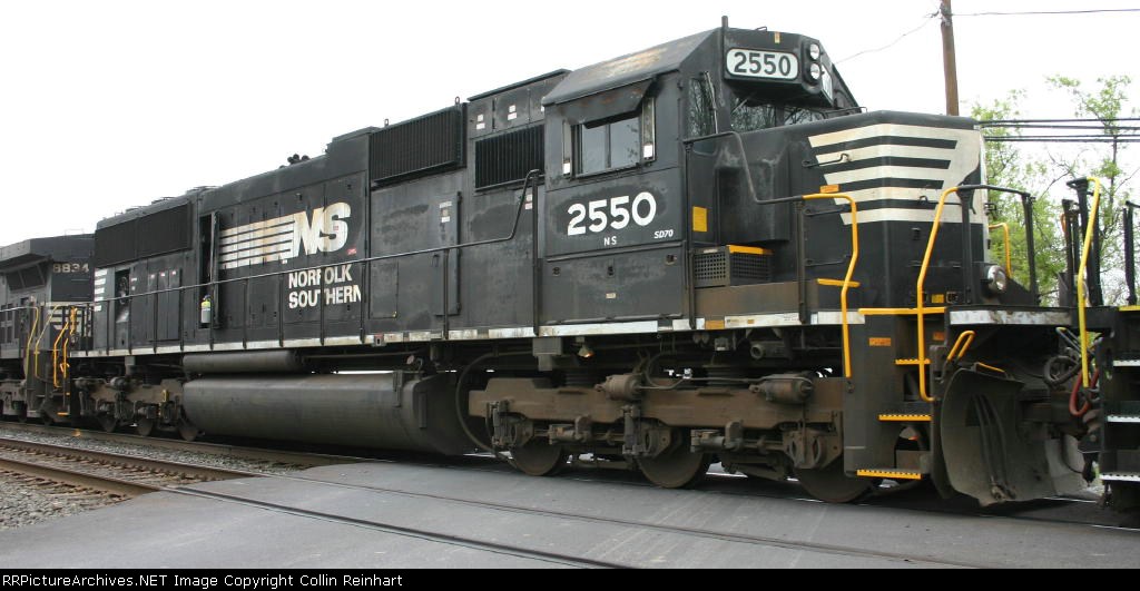 SD70 2550